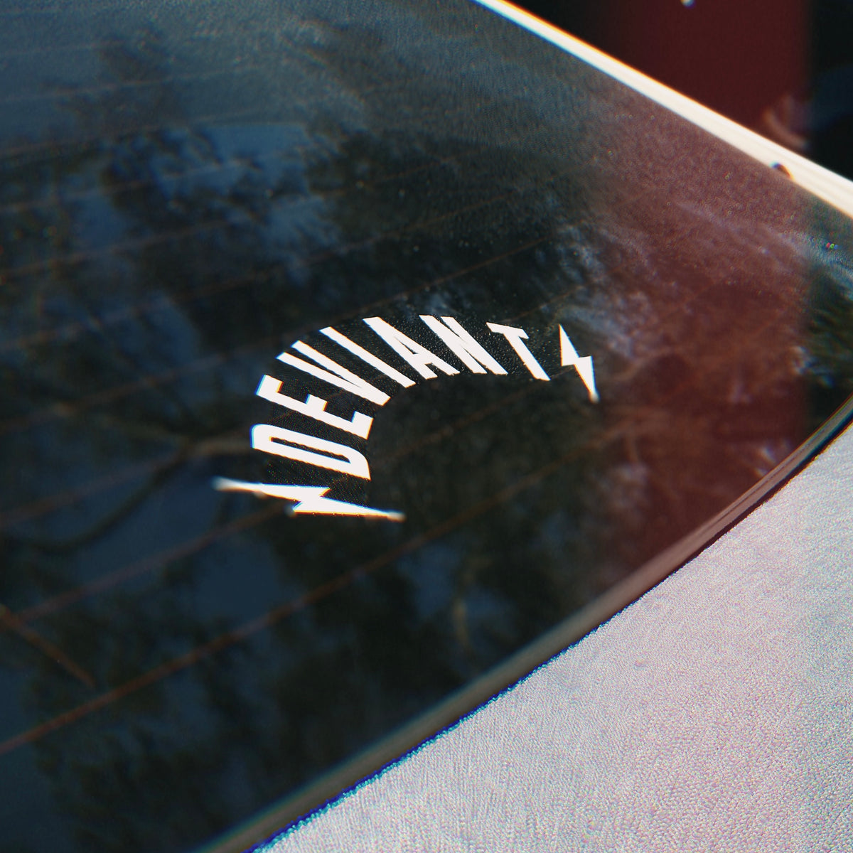 DEVIANT LIGHTNING DECAL – Deviant